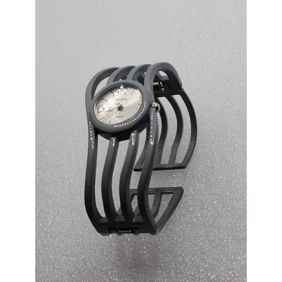 Varsales | Accessories | Wearable Metal Work Grill Art Wavy Grey Gray ...